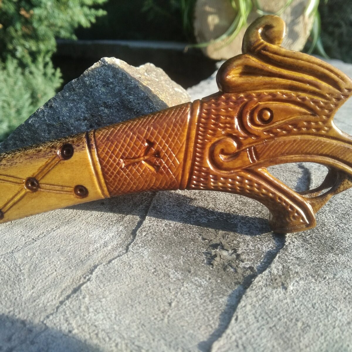 Carved handle to Dragon’s head knife. Viking Drekar. Norse mythology ...